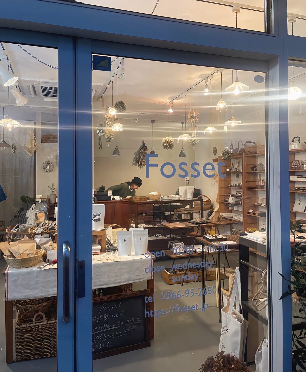 Fossetさんでの展示、無事にスタートしています - 小さな生活